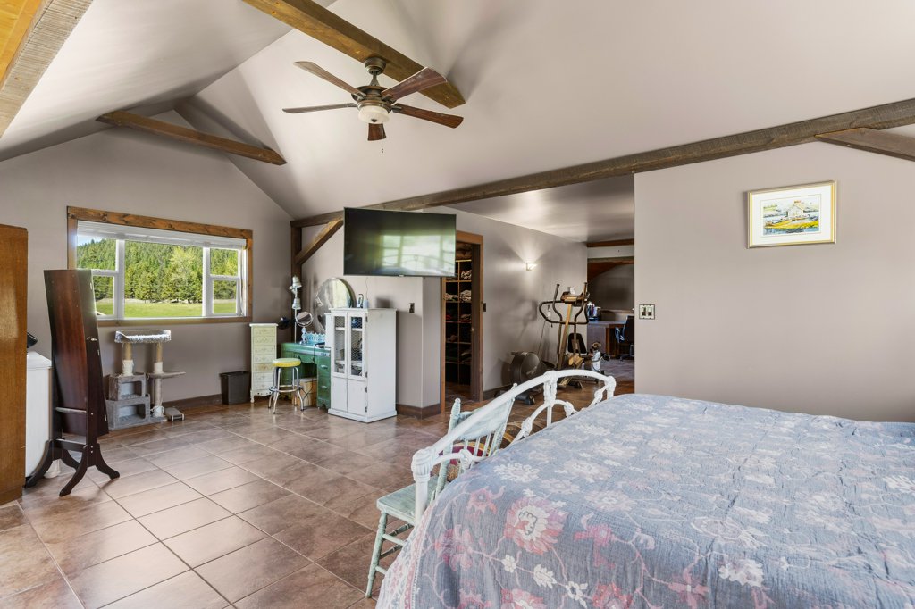 3850 Blythe-Rhone Road, Westbridge