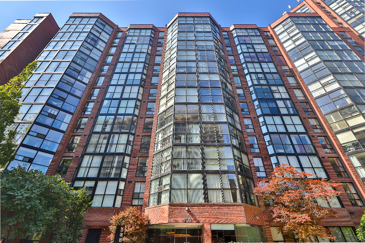 701 King Street West, Toronto